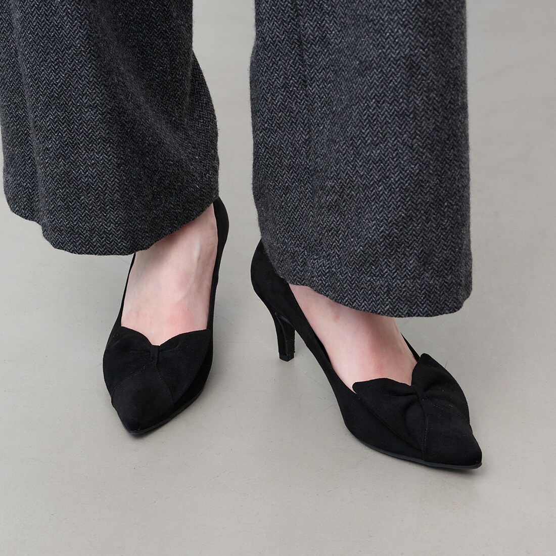 楽天市場】【25秋冬新作】5cmヒールミニゴールドモチーフパンプス(0610