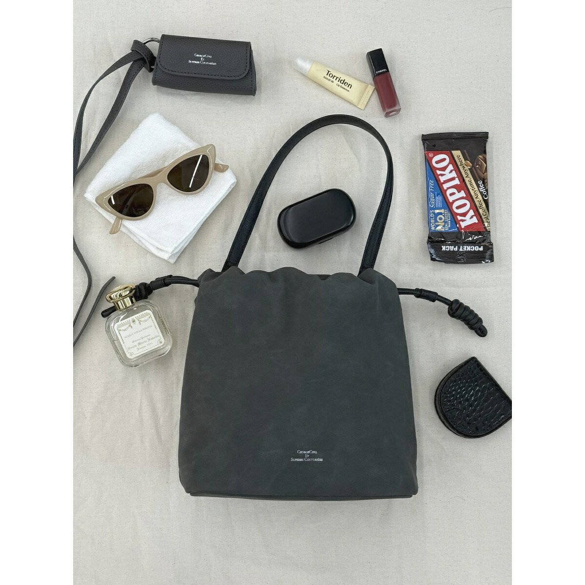 楽天市場】ドローストリングショルダーバッグ MEDIUM／ドロー（DRAW