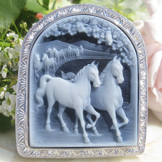 【楽天市場】Gerhard Schmidt(ゲルハルド・シュミット)作 ストーンカメオ 最高級ブラックメノウ SILVER ペンダントブローチ ...