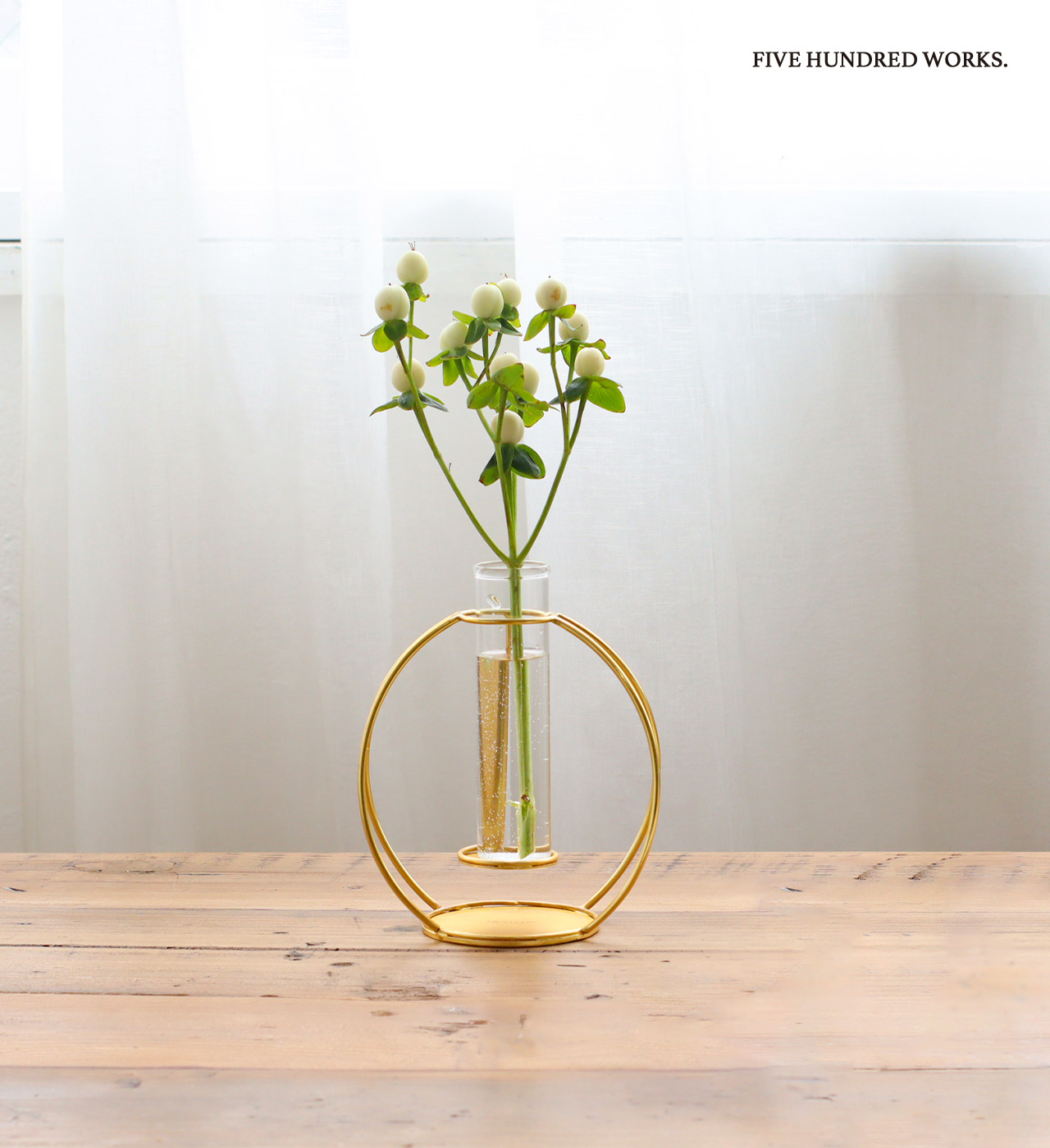 【楽天市場】【公式】インブルーム ラウンドフラワーベース Sサイズ (inbloom) 500WORKS.一輪挿し 花瓶 フラワーベース 花器 インテリア雑貨 ディスプレイ ゴールドカラー ...