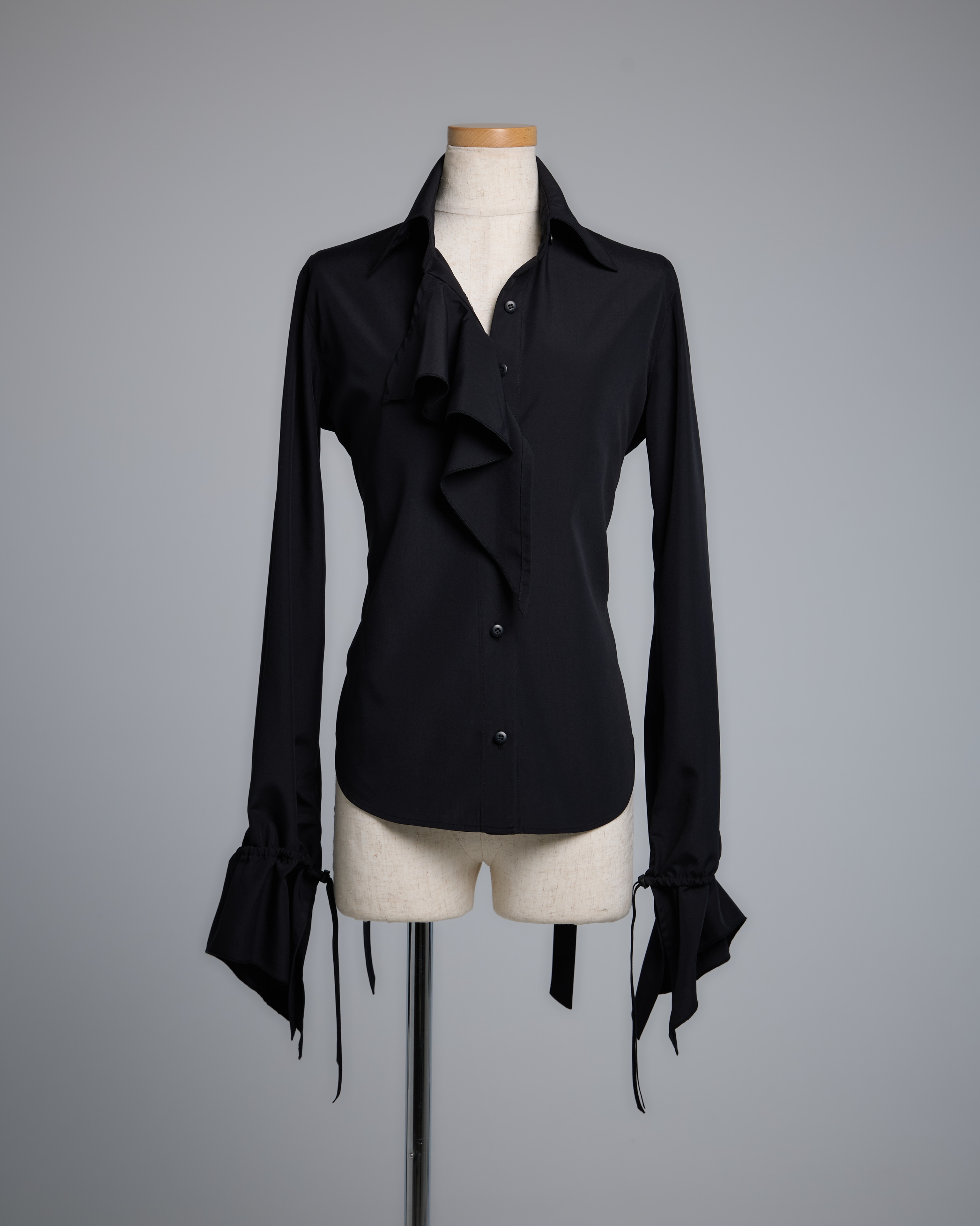 【楽天市場】先行予約 9-10月入荷予定【THE ONENESS ザ・ワンネス】OG-OFB05-903(BK) Lace Up Frill Shirt：シルバーアクセサリー925広島