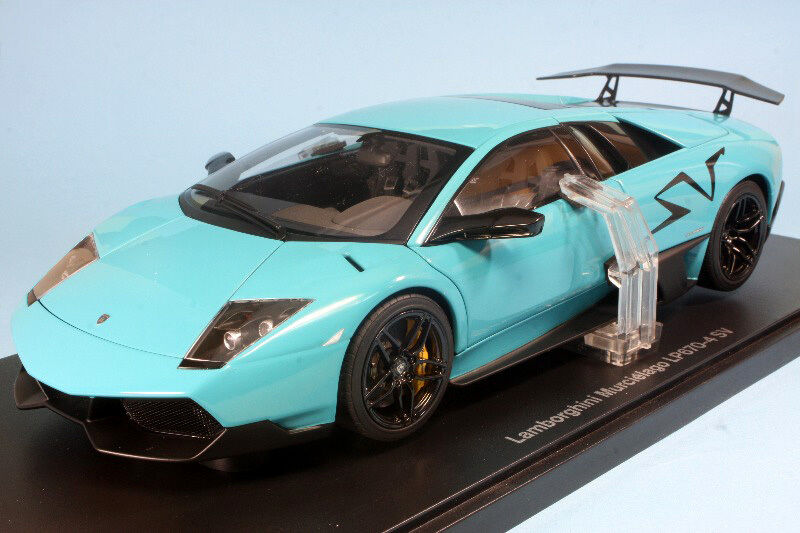 【楽天市場】【中古】オートアート 1/18 ランボルギーニ ムルシエラゴ LP670-4 SV AUTOart Lamborghini ...