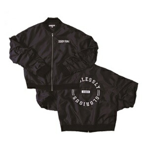 【楽天市場】（定価6900円+税をSALE）ZIDDY（べべ）ジディロゴ刺しゅう☆お洒落ジャケット（130cm、140cm150cm、FREE ...