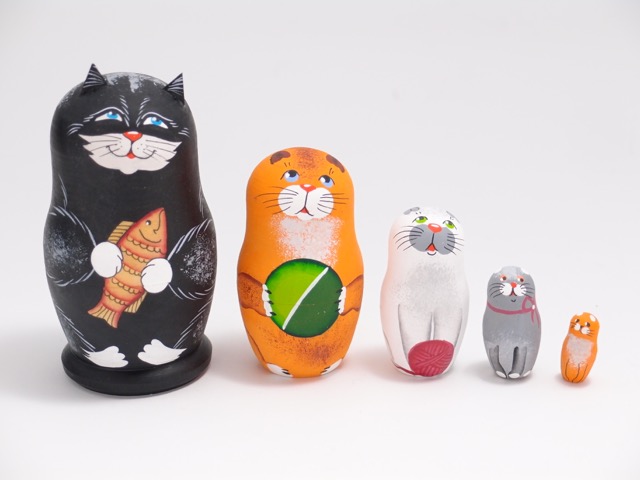 【楽天市場】マトリョーシカ 5個組 「黒猫と金の魚」 ヴィクトル・ニキーチンとその家族.作 [ロシア雑貨] ：Akhtuba