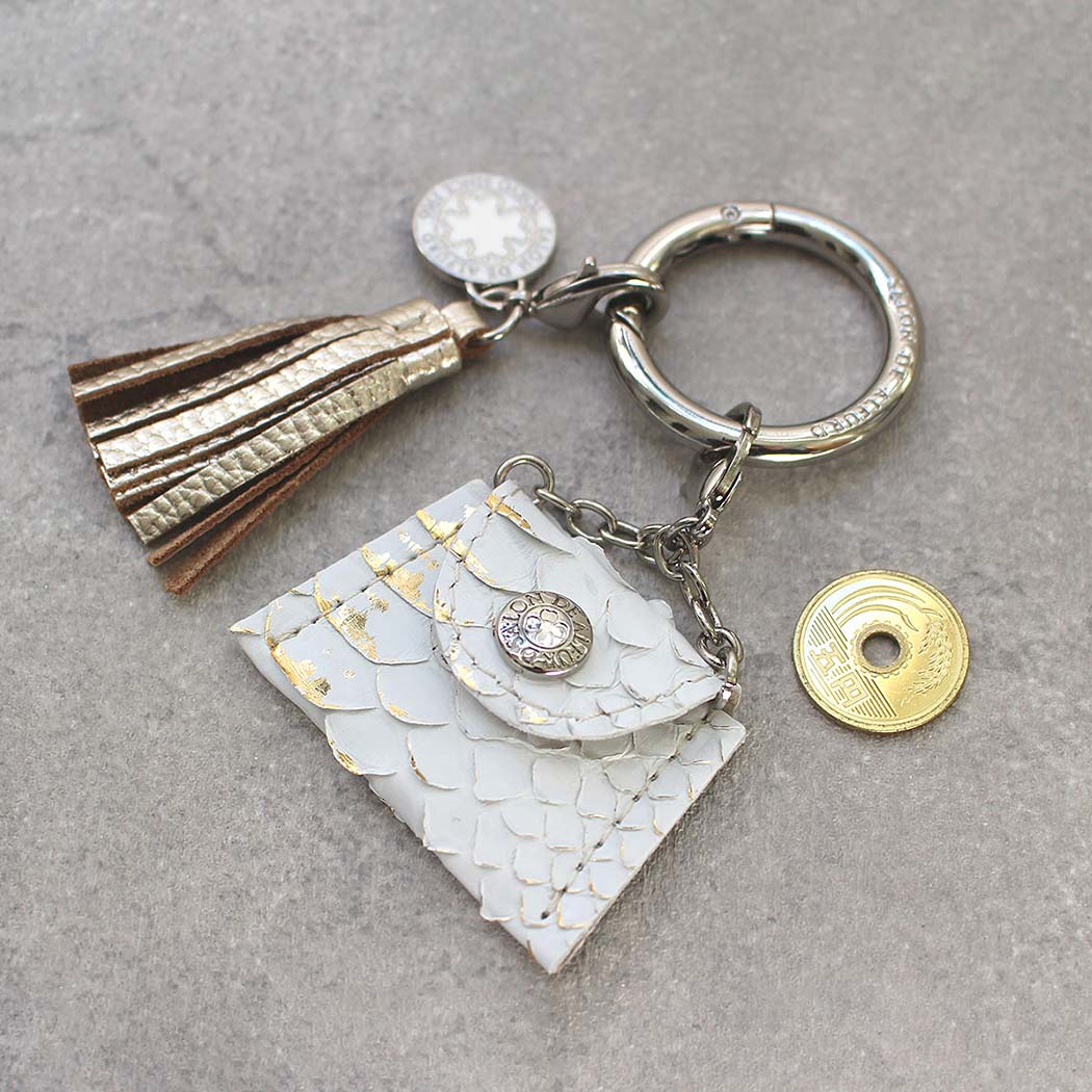 【楽天市場】キーチャーム コインケース バッグ型 チャーム パイソンレザー パイソン レザー かわいい コンパクト 小物入れ おしゃれ ...