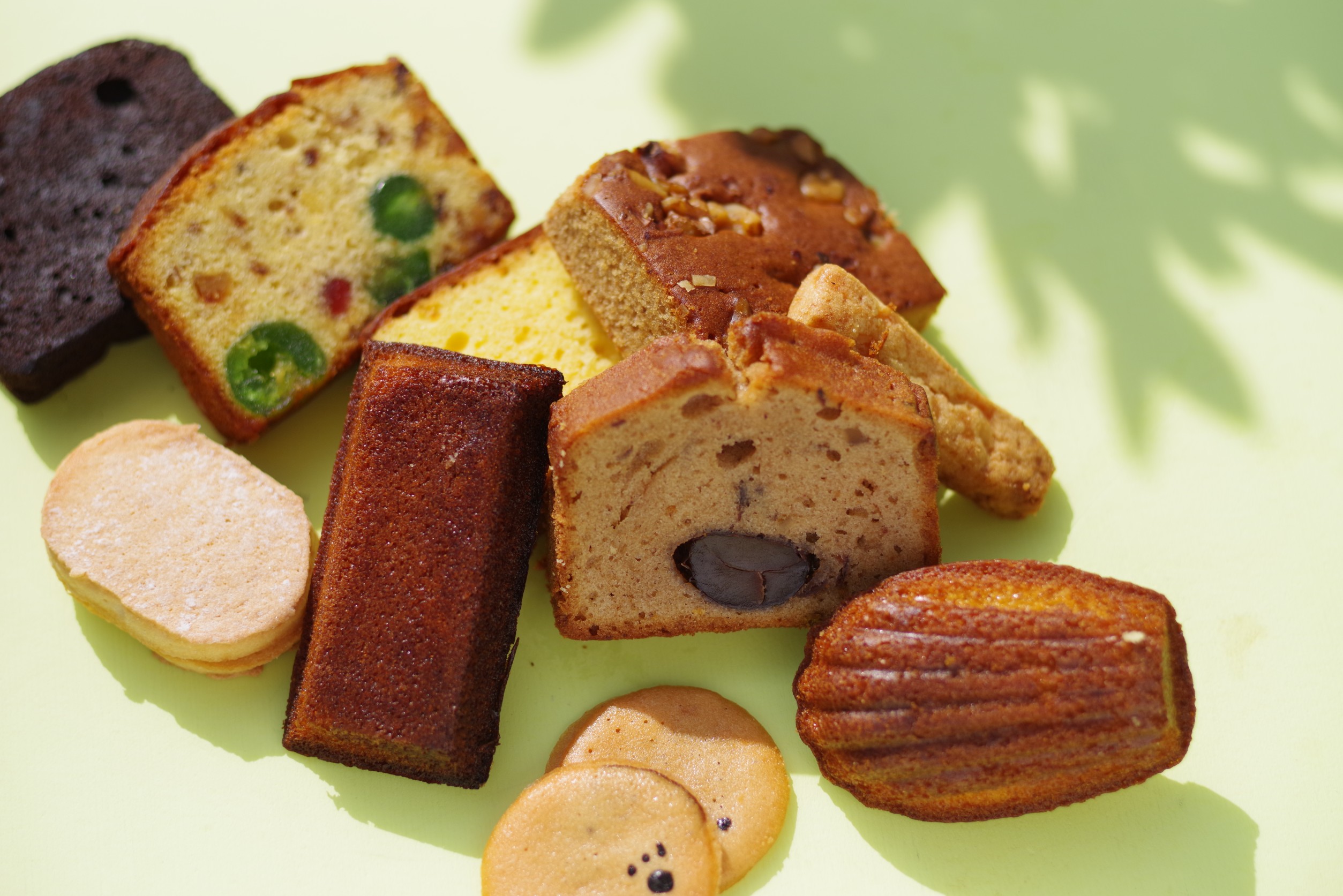 お試し レモンパイ＊プチ プラスおすすめスイーツ 送料無料 2個入り ご褒美 スイーツ ケーキ メレンゲ レモンメレンゲパイ マカロン リッチショコラ 焼き菓子 パウンドケーキ おうち時間 ...