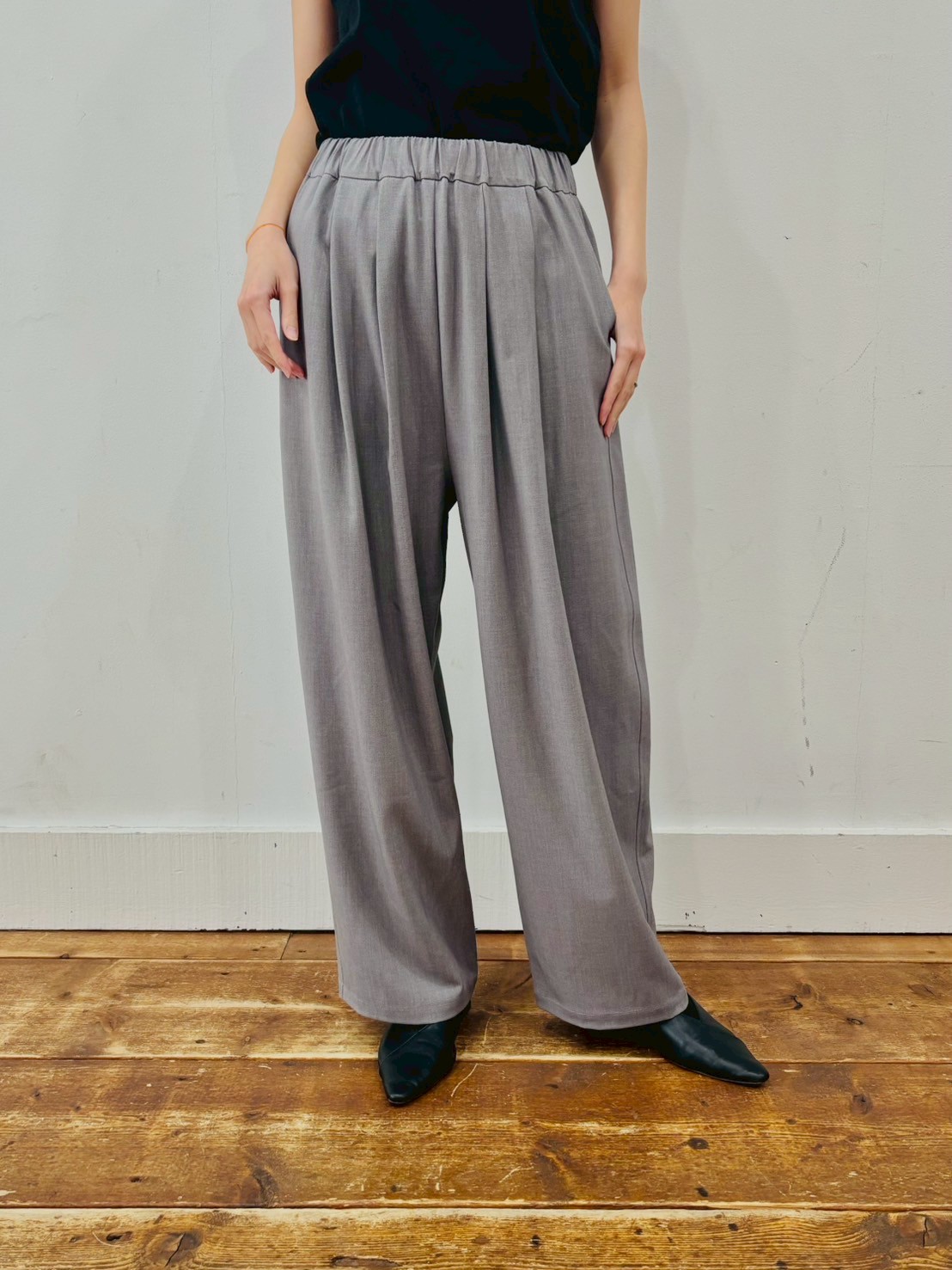 【楽天市場】【予約】siro de labonte シロ シロデラボンテ 2025 Autumn & Winter AW tuck easy pants R543304 【8月中旬より順次発送 ...