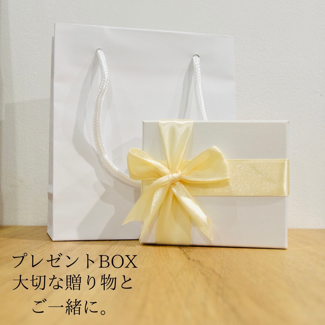 【楽天市場】【MAX50%OFF】プレゼントボックス：aowa