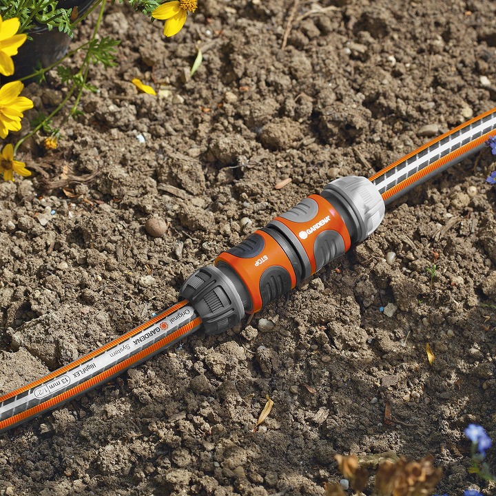 【楽天市場】散水 水やり 水遊び GARDENA ガルデナ タカショー / ホース延長ジョイント /小型 (rco)：青山ガーデン タカショー公式