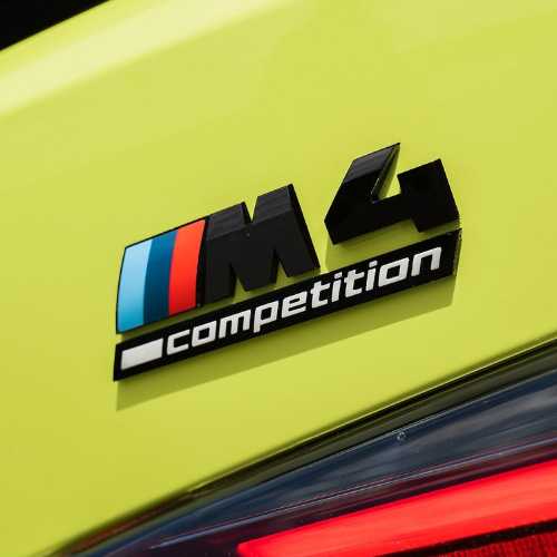 【楽天市場】BMW純正 "M4 Competition" エンブレム(ブラック) (G82/G83)：APdirect
