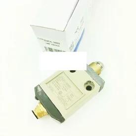 【楽天市場】新品【 ★送料無料 】OMRON オムロン D4CC-3002 用リミットスイッチ【6ヶ月保証】：荒井ストア