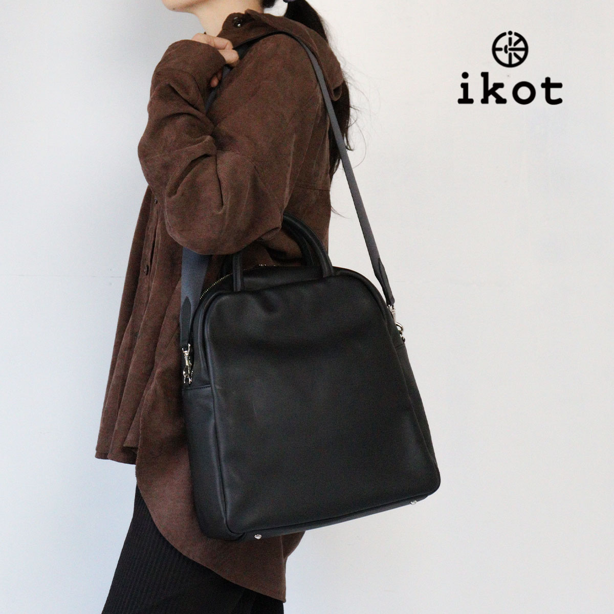 【楽天市場】2WAYショルダー ボックス型 スクエア ソフトレザー トート A4 ikot(イコット) LEATHER 牛革 レディース ...