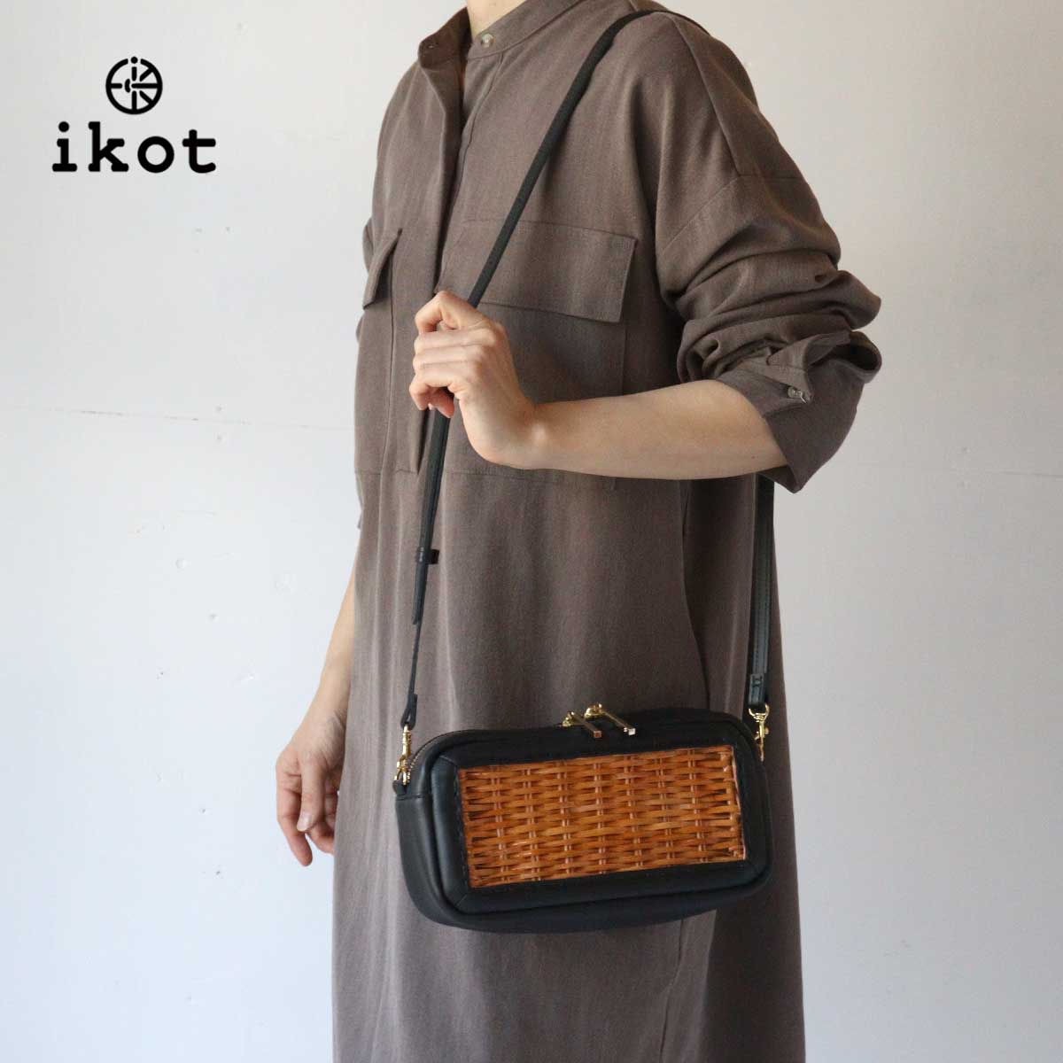 【楽天市場】横型ショルダーバッグ バスケット ラタンバスケット 斜め掛け 肩掛け かごバッグ ikot(イコット) ラタン×牛革 ...