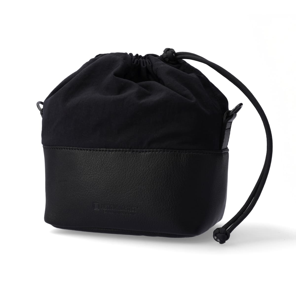 【楽天市場】斜めがけ カメラバッグ クロスボディーカメラポーチ レザー＆ファブリック ACAM-CP210 artisan&artist：アルティザン＆アーティスト