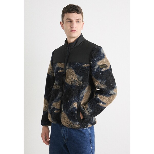 【楽天市場】バブアー メンズ ジャケット＆ブルゾン アウター DRAFTHOUSE - Fleece jacket - camo：asty