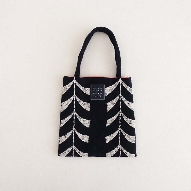 【楽天市場】【美品】ミナ mina herring born mini bag ミニバッグ 【中古】【90K52】：ブランド古着買取drop
