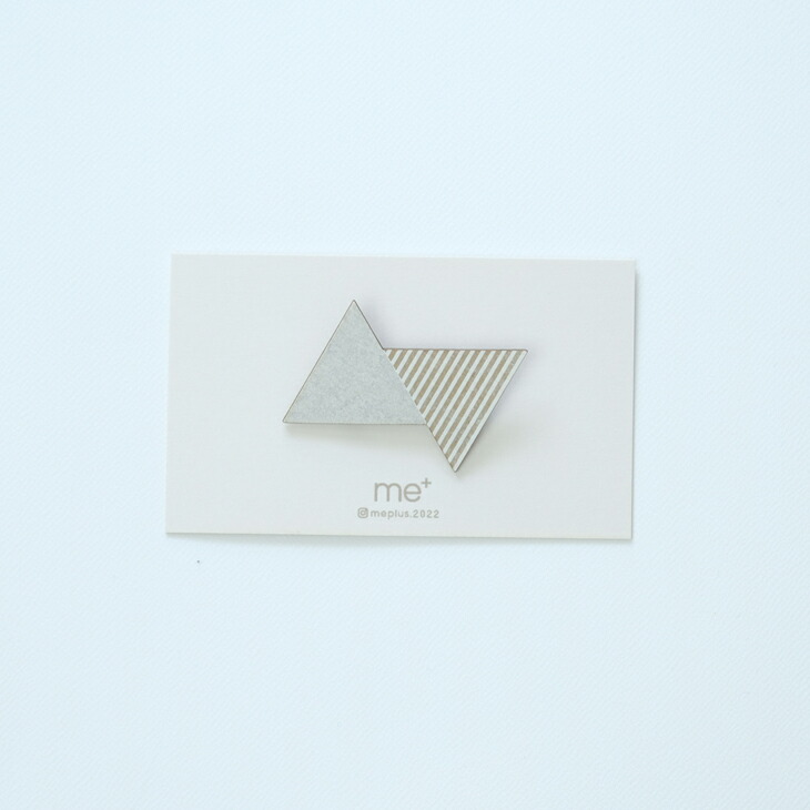 【楽天市場】【SALE セール】me+ | ブローチ トライアングル（メタリック）| かわいい お洒落 アクセサリー：北欧雑貨と音楽 ...