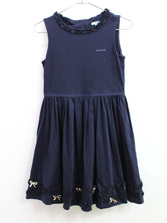 【楽天市場】 トッカ/TOCCA BAMBINI 140cm ノースリーブワンピース/ジャンパースカート 濃紺 フォーマル 入学式 卒業式 発表会 結婚式 お稽古 通塾 冠婚葬祭【中古】子供服 ...
