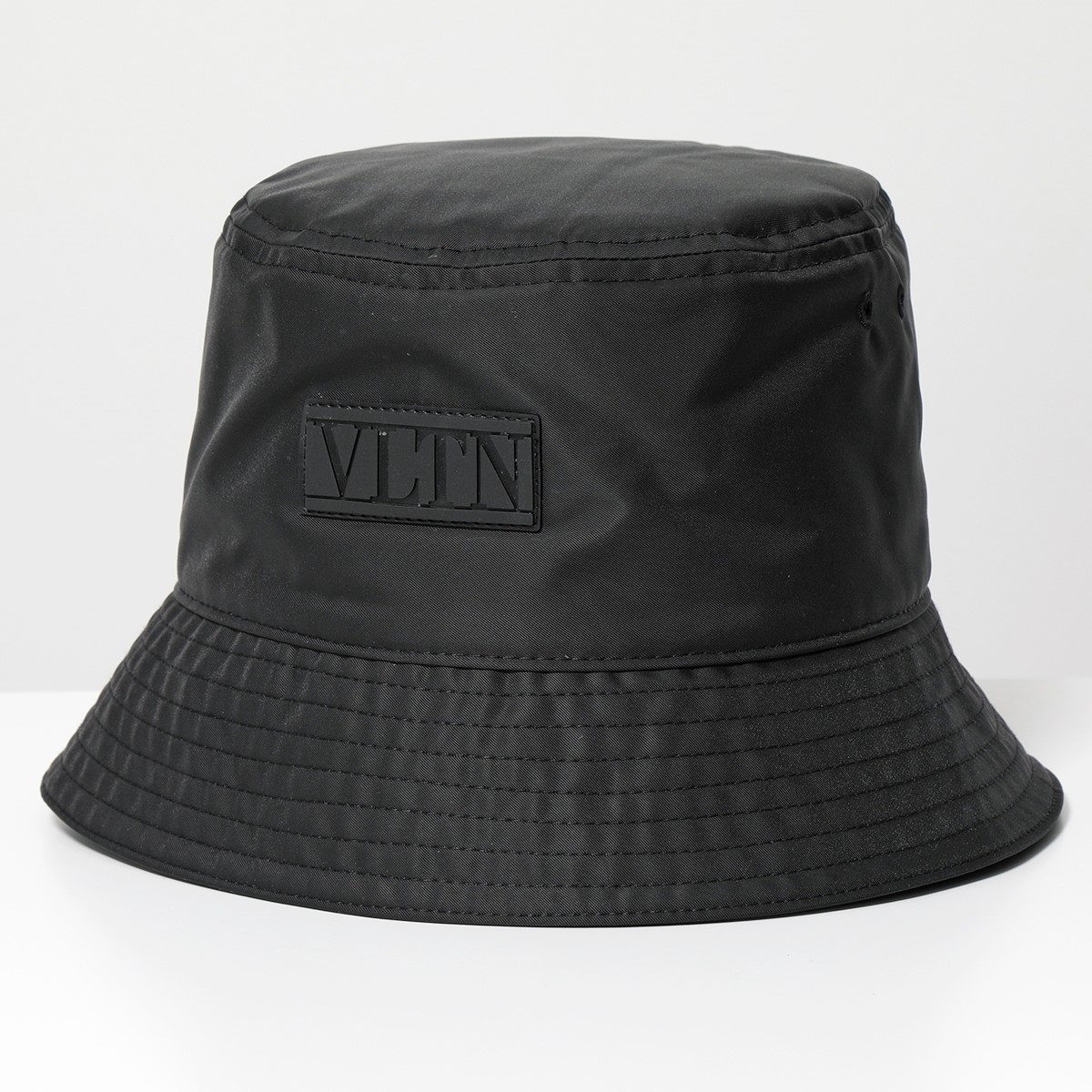 【楽天市場】VALENTINO ヴァレンティノ バケットハット HGA11 DCD メンズ VLTN ラバー ロゴ 帽子 0NO：インポート ...