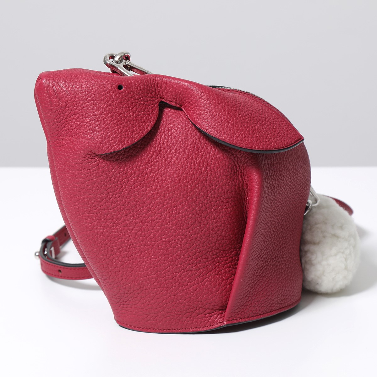 【楽天市場】LOEWE ロエベ ショルダーバッグ BUNNY MINI BAG バニーミニバッグ 199.12.T35 レディース ポシェット ...