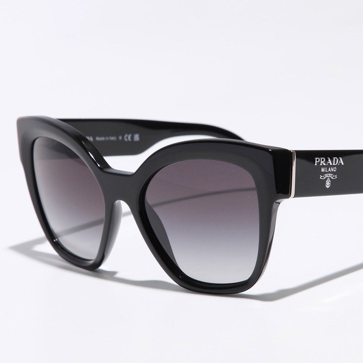 【楽天市場】PRADA プラダ サングラス SPR 17Z レディース バタフライ型 セルフレーム フルリム ロゴ アイウェア 1AB-09S ...