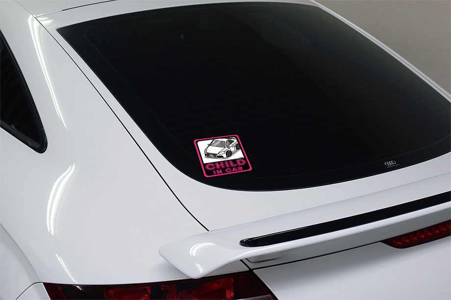 【楽天市場】CHILD IN CAR ステッカー 2枚入り チャイルドインカー 子供が乗ってます 安全運転 シール かわいい 外車 ...