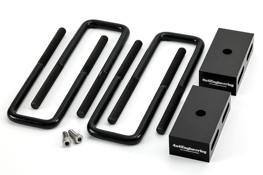 【楽天市場】4x4 Engineering リアブロック ハイラックス(GUN125) H29.9- / CS-056：エスクリエイト