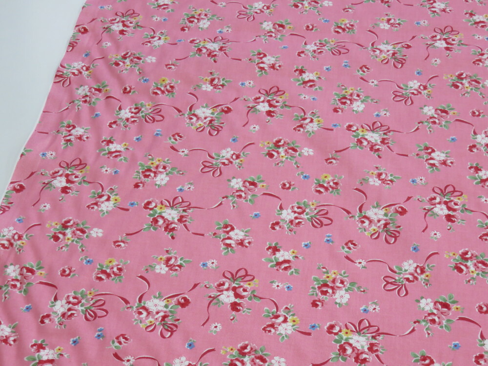 【楽天市場】1m単位 アウトレット30% 松山敦子 シャーティング リボンフラワー ピンク dou 【メール便3m可】 マークダウン メーカー処分品 生地 布地 布 コットン 綿 服地 ...