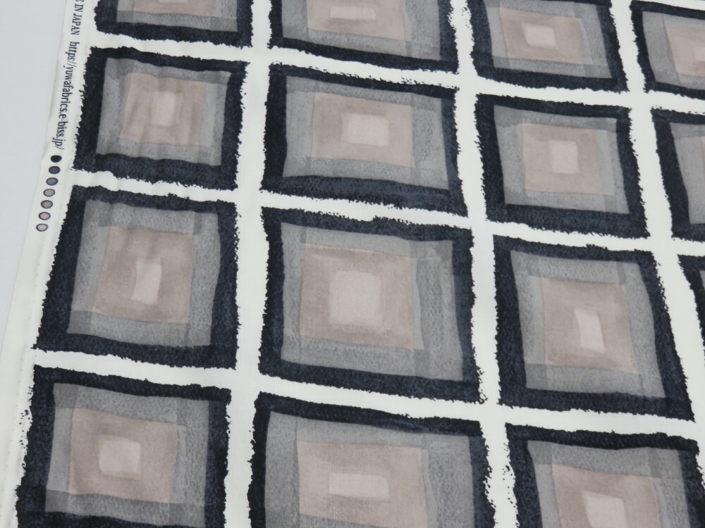 【楽天市場】1m単位 アウトレット40% 郷家啓子 WINDOW グレー シャーティング生地 【メール便3m可】 マークダウン メーカー処分品 生地 布地 布 コットン 綿 服地 YUWA ...