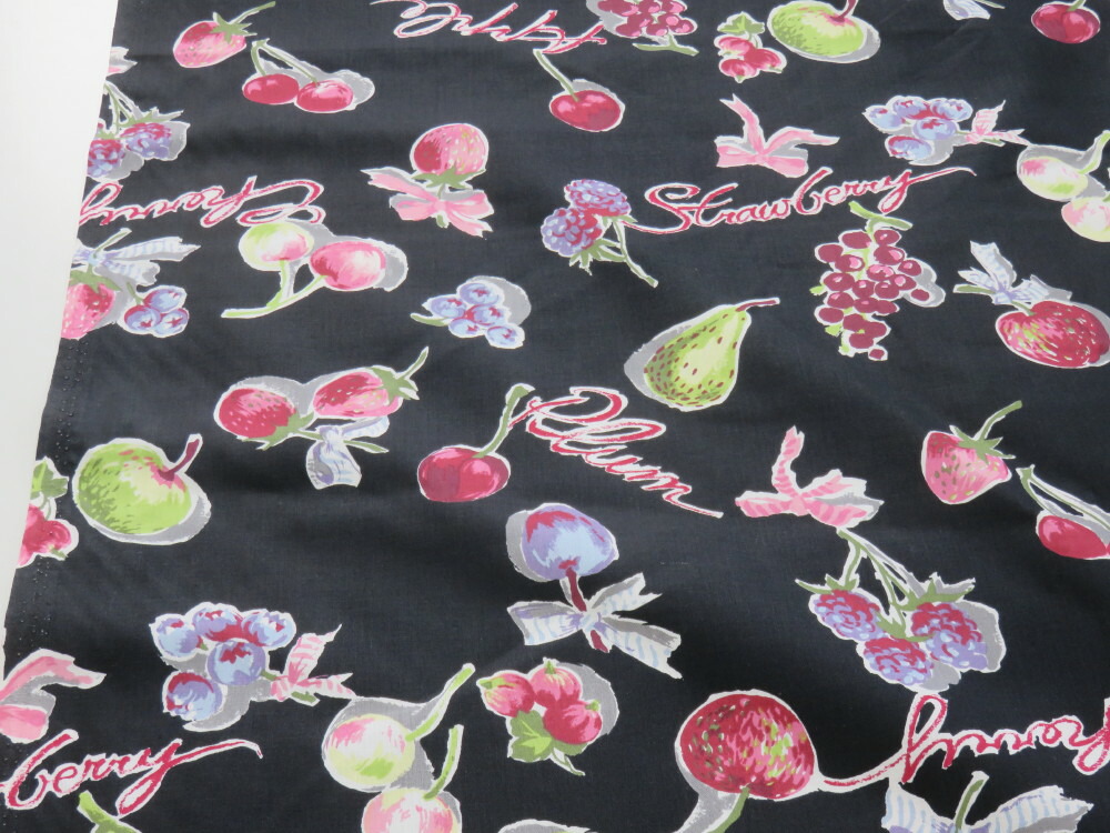 【楽天市場】YUWA有輪オリジナル フルーツ ブラック シャーテイング生地 dou【メール便3m可】 生地 布地 服地 コットン パッチワーク ユーワ：布と手芸つばめや