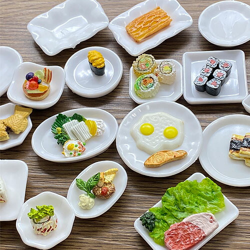 【楽天市場】ミニチュア 食器 食玩 皿 トレー プレート プラスチック 18個セット ym1-2412 GreenRoseYumi：Green Rose ネットショップ Yumi