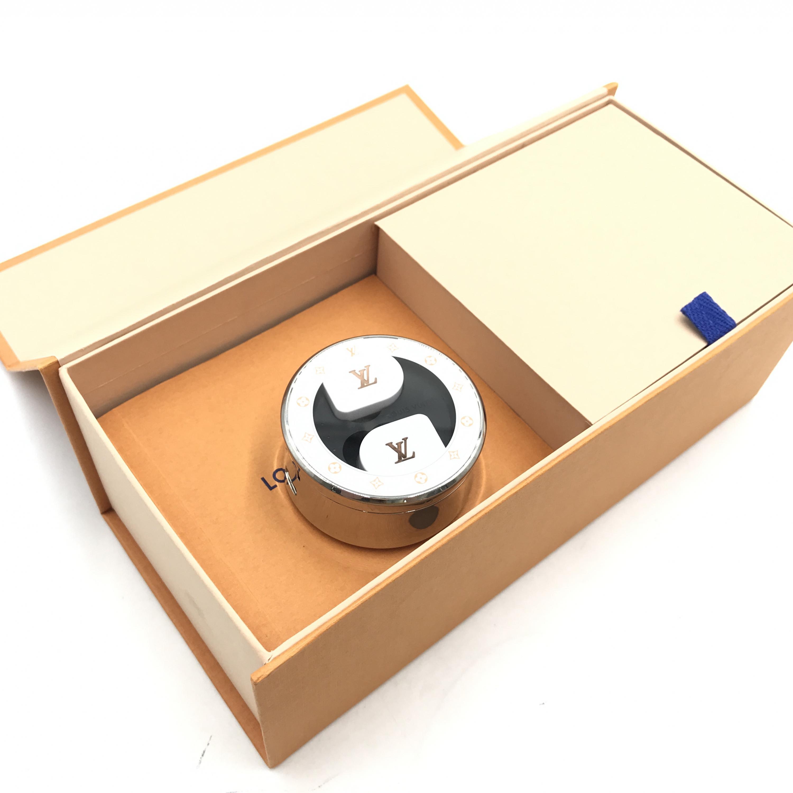 【楽天市場】ルイヴィトン LOUIS VUITTON ホライゾン モノグラム イヤホン 【中古】：AuthenticExperts