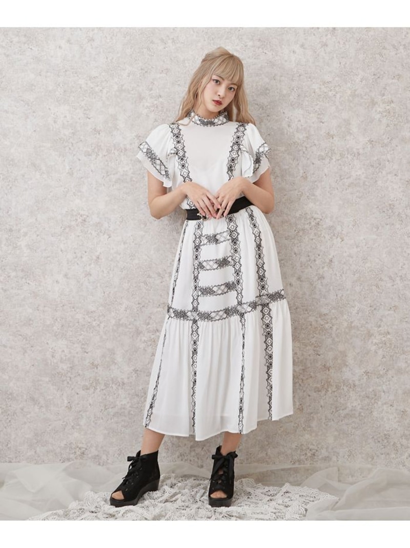 【楽天市場】【SALE／62%OFF】バイカラーレーススカート axes femme アクシーズファム スカート ロング・マキシスカート ホワイト ブラック【RBA_E】[Rakuten ...