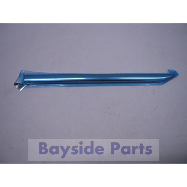 【楽天市場】ベンツ フロントフェンダーメッキモール 左側 W212 純正 2126903362：ベイサイドパーツ