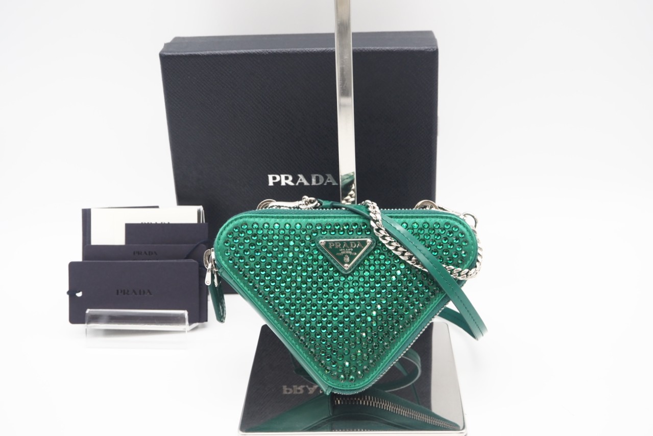 【楽天市場】☆安心の3大保証☆ ABランク ≪PRADA プラダ/ショルダーバッグ≫ 1NR015 ビジューレザー トライアングルミニポーチ ...