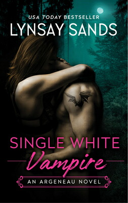 楽天ブックス: Single White Vampire: An Argeneau Novel - Lynsay Sands - 9780063360709 : 洋書