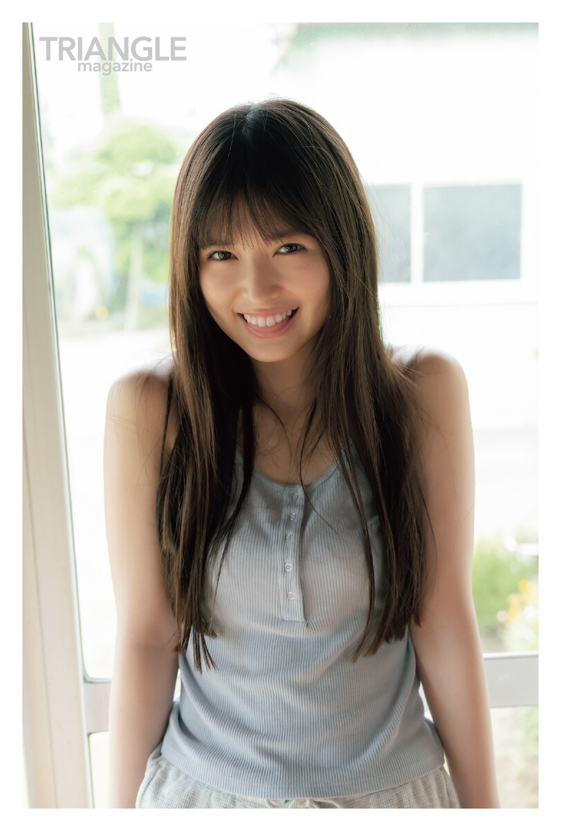 楽天ブックス: 【楽天ブックス限定特典】TRIANGLE magazine 03 乃木坂46 小川彩 cover(ポストカード1枚 ...