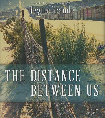 楽天ブックス: The Distance Between Us - Reyna Grande - 9781482101126 : 洋書