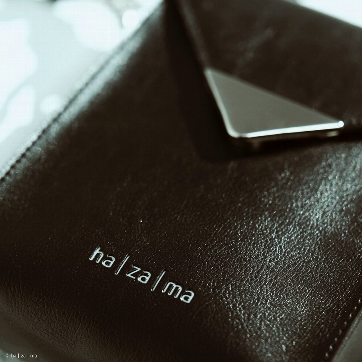 楽天ブックス: ha|za|ma 惹きずり込まれる運命のミニショルダーバッグBOOK - ha｜za｜ma - 9784299062802 : 本