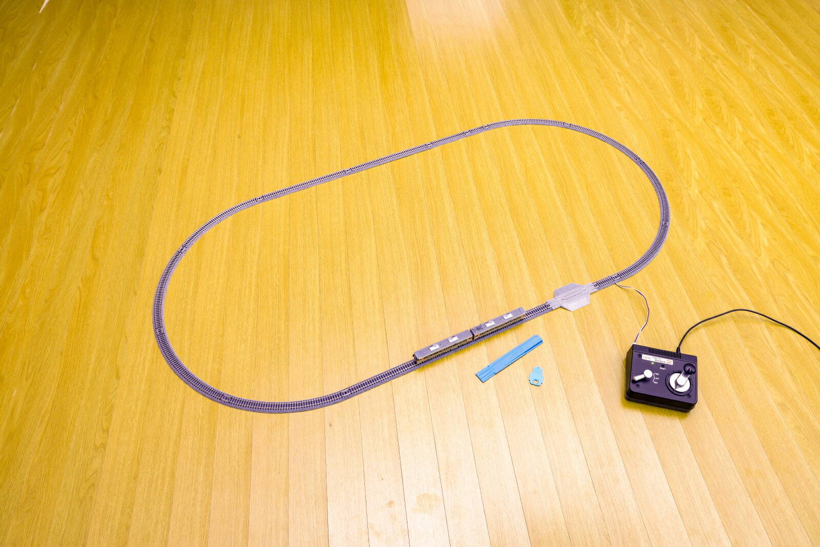 楽天ブックス: Nゲージスターターセット 227系500番台＜Urara＞ 【10-030】 (鉄道模型 Nゲージ) - 玩具 - 4949727703749 : ゲーム