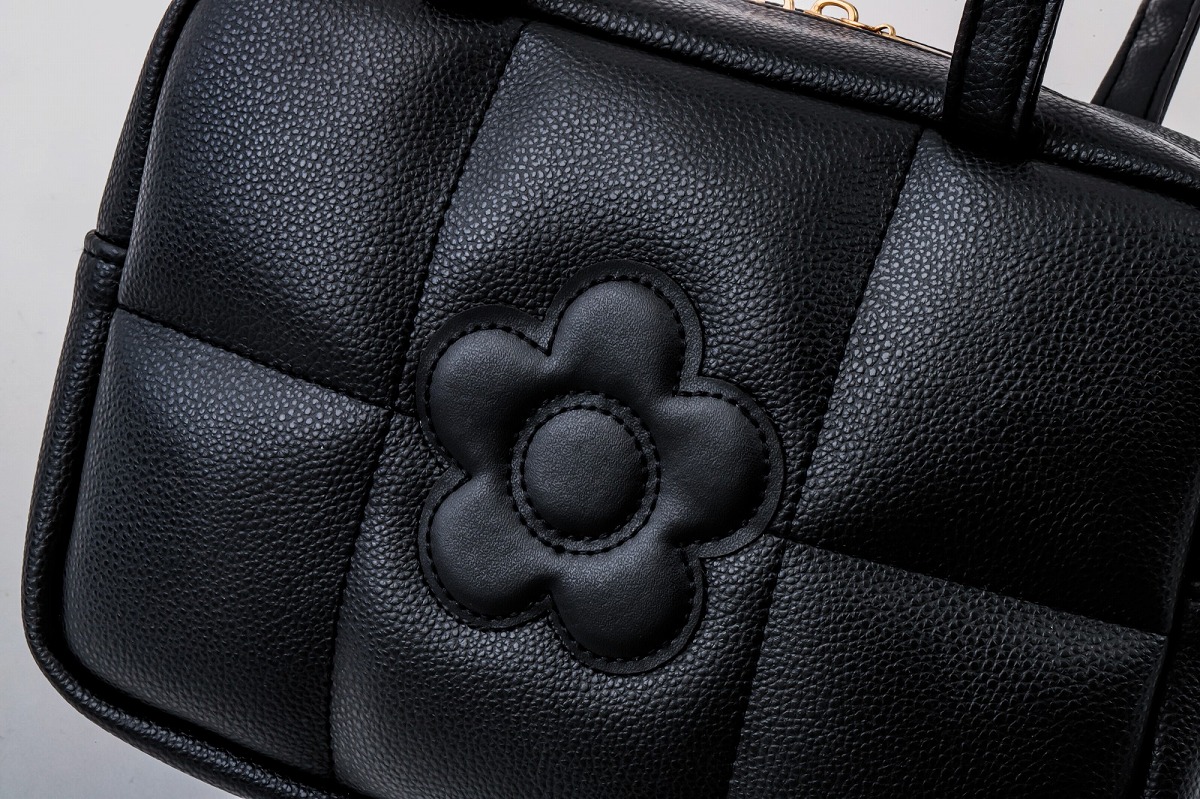楽天ブックス: MARY QUANT Bag Book - 9784299034939 : 本