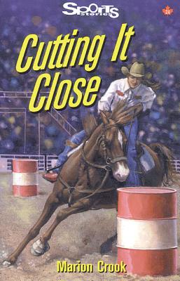 楽天ブックス: Cutting It Close - Marion Crook - 9781550286168 : 洋書