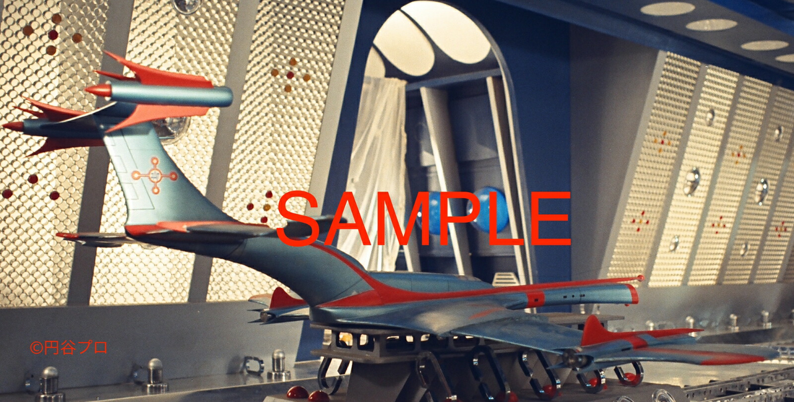 楽天ブックス: ウルトラマンタロウ ZAT超兵器写真集 - 円谷プロダクション - 9784835459035 : 本