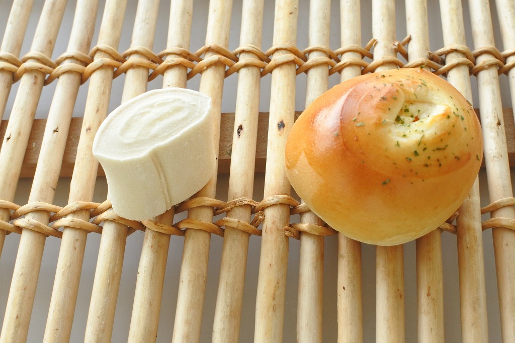 【楽天市場】敷島製パン 冷凍生地 ミニゴーダチーズパン 25g×240個 【冷凍パン・チーズパン・業務用・敷島パン・発酵必要】：パンの材料屋 ...