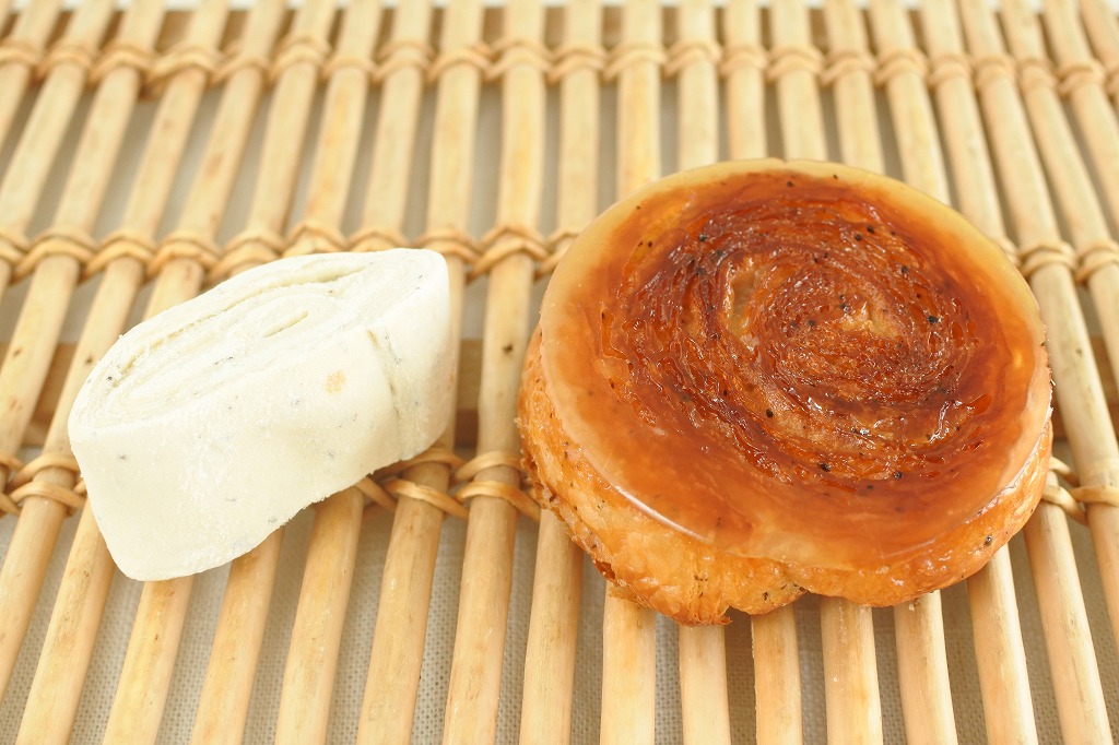 【楽天市場】敷島製パン 冷凍生地 紅茶とオレンジのクイニー 67g×96個 【冷凍パン・クイニーアマン・デニッシュ・紅茶生地・業務用・敷島パン ...