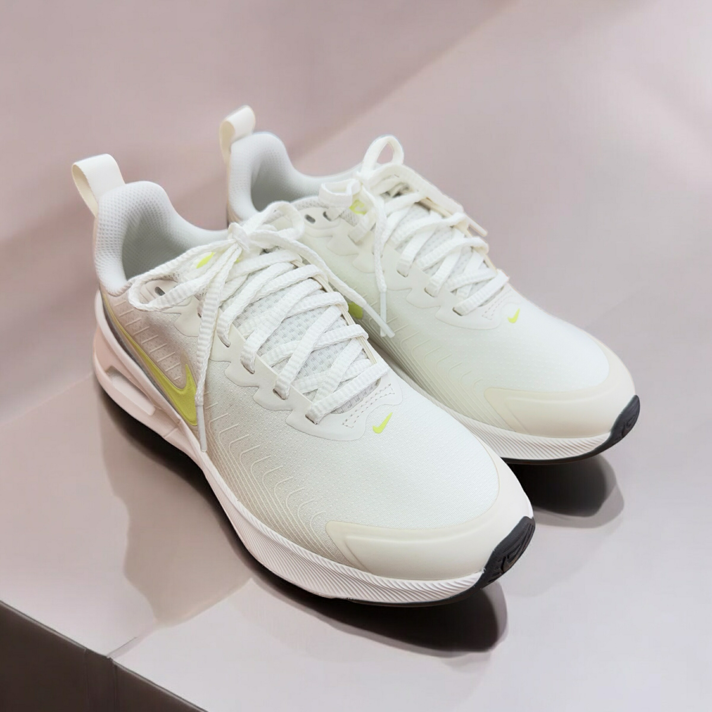 【楽天市場】即納 NIKE ナイキ レディース スニーカー WSエアマックス NUAXIS IB8916 133 24.0～25.0cm ...