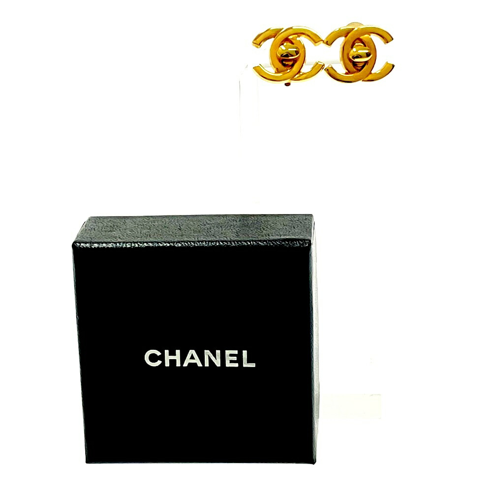 【楽天市場】【中古】【箱付き】 CHANEL シャネル GP 95A ターンロックイヤリング レディース ゴールド 207694 イヤリング ...
