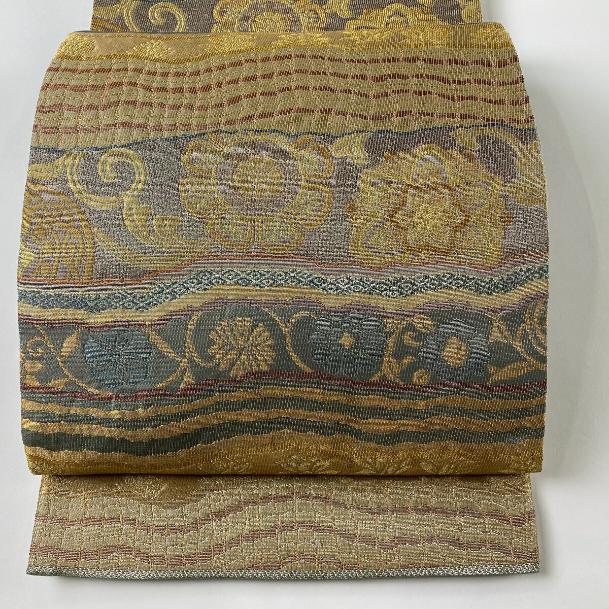 【楽天市場】袋帯 美品 逸品 紋屋井関 落款あり 御寮織 花唐草 よろけ縞 金銀糸 箔 金色 六通 正絹 【中古】 msp50：バイセル 楽天市場店