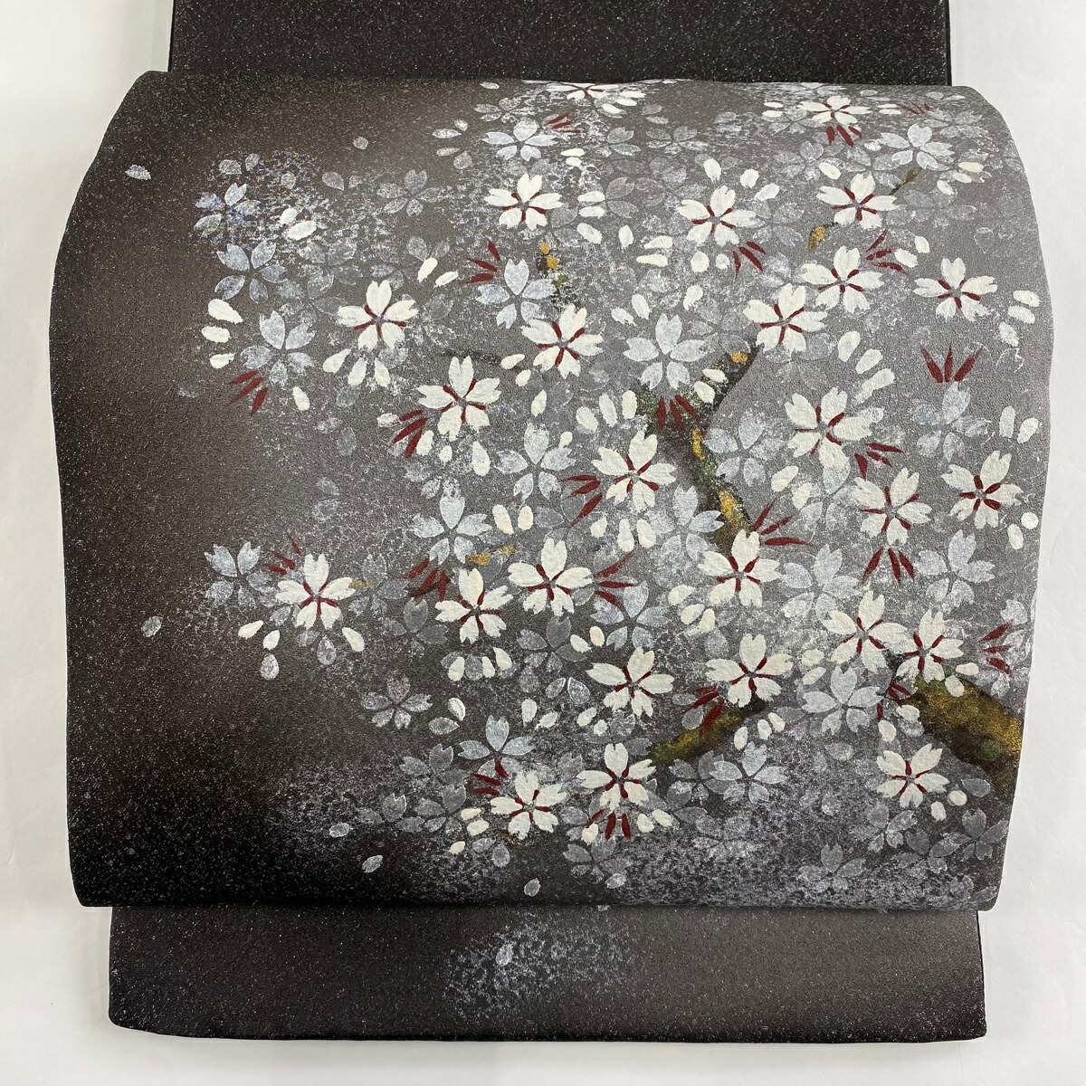 【楽天市場】袋帯 美品 秀品 桜 銀通し 金彩 墨色 お太鼓柄 正絹 【中古】：バイセル 楽天市場店