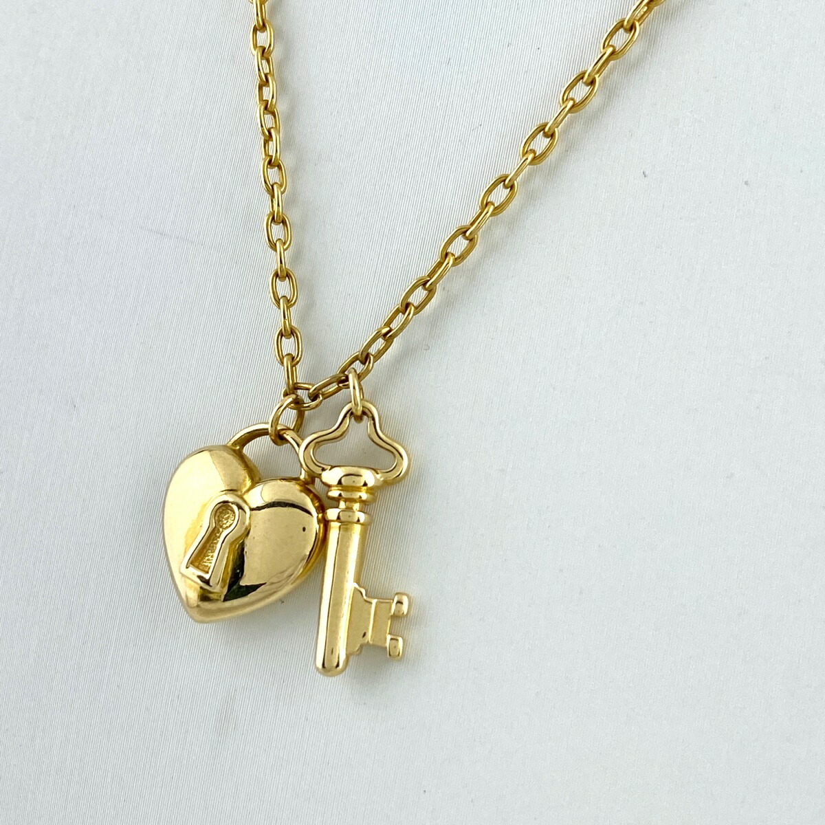 【楽天市場】【ラッピング可】ティファニー TIFFANY&Co. ハートロック キー ネックレス K18 YG イエローゴールド ペンダント ...